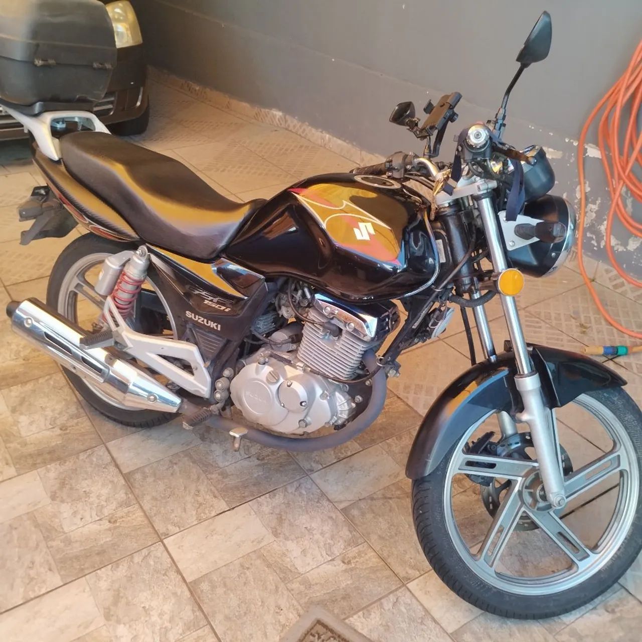 Motos SUZUKI GSR no Brasil