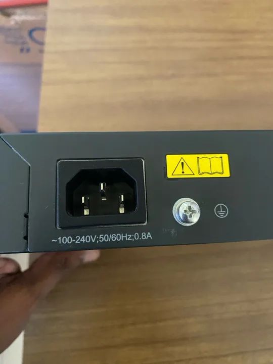 Switch de rede HP V1910-24G - Conectividade e Dispositivos de Rede ...