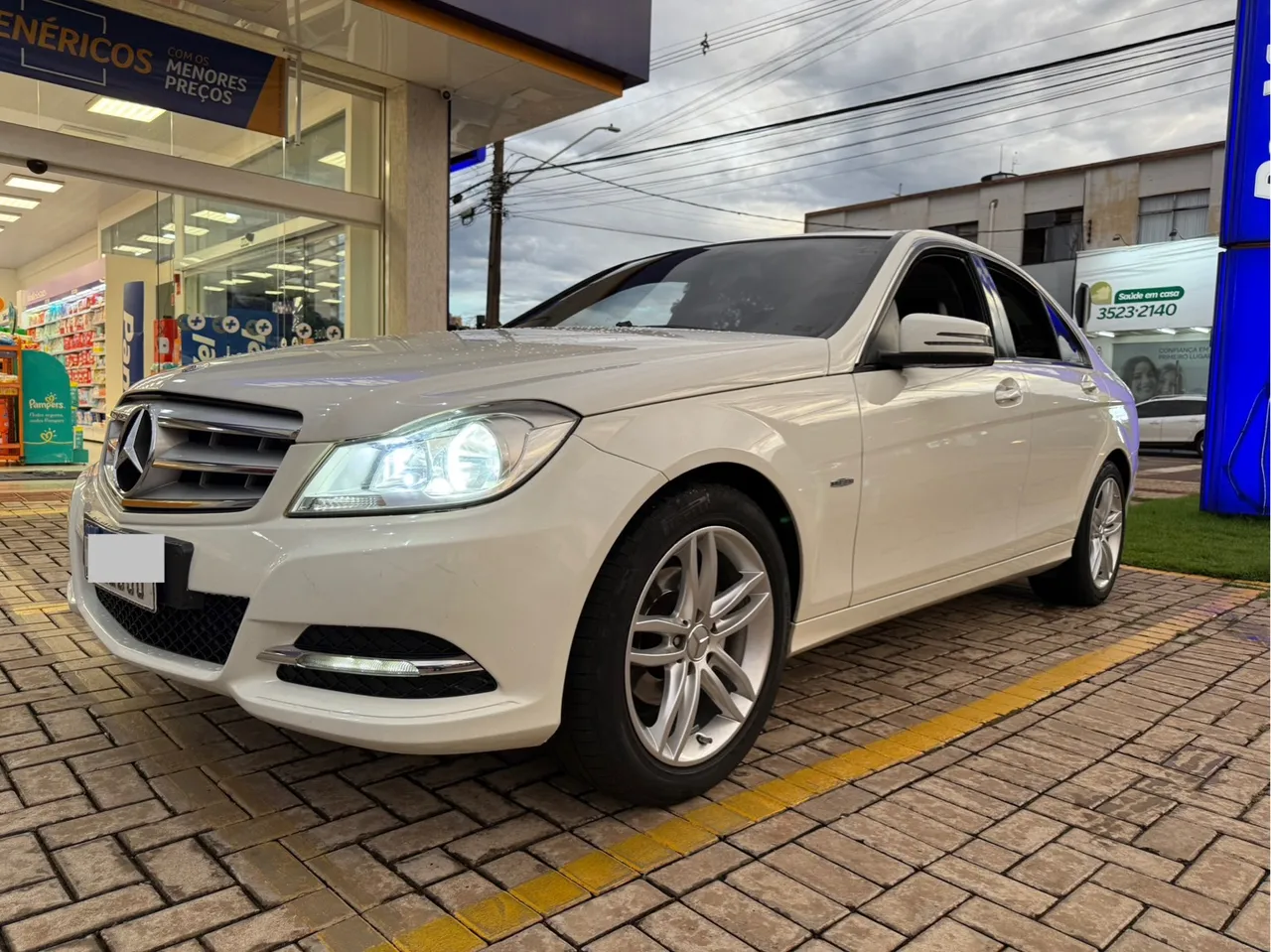 Mercedes-Benz C-180 2012 Usados e Novos
