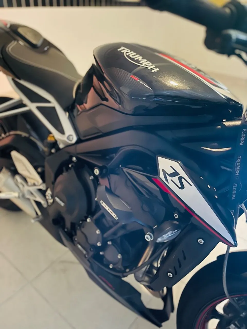 Motos Triumph Street Triple 765 RS no Brasil