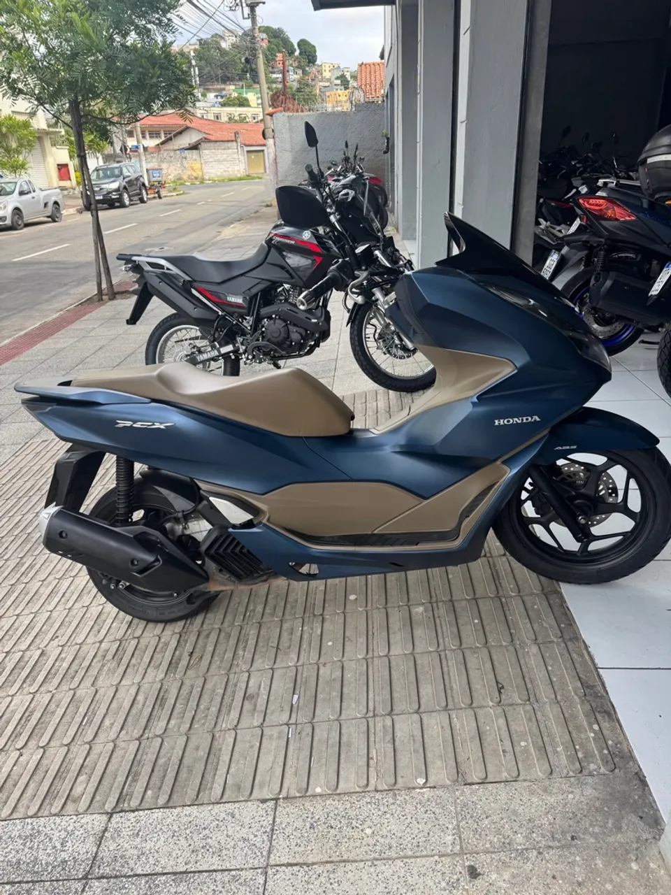 Motos HONDA PCX 2024 no Brasil