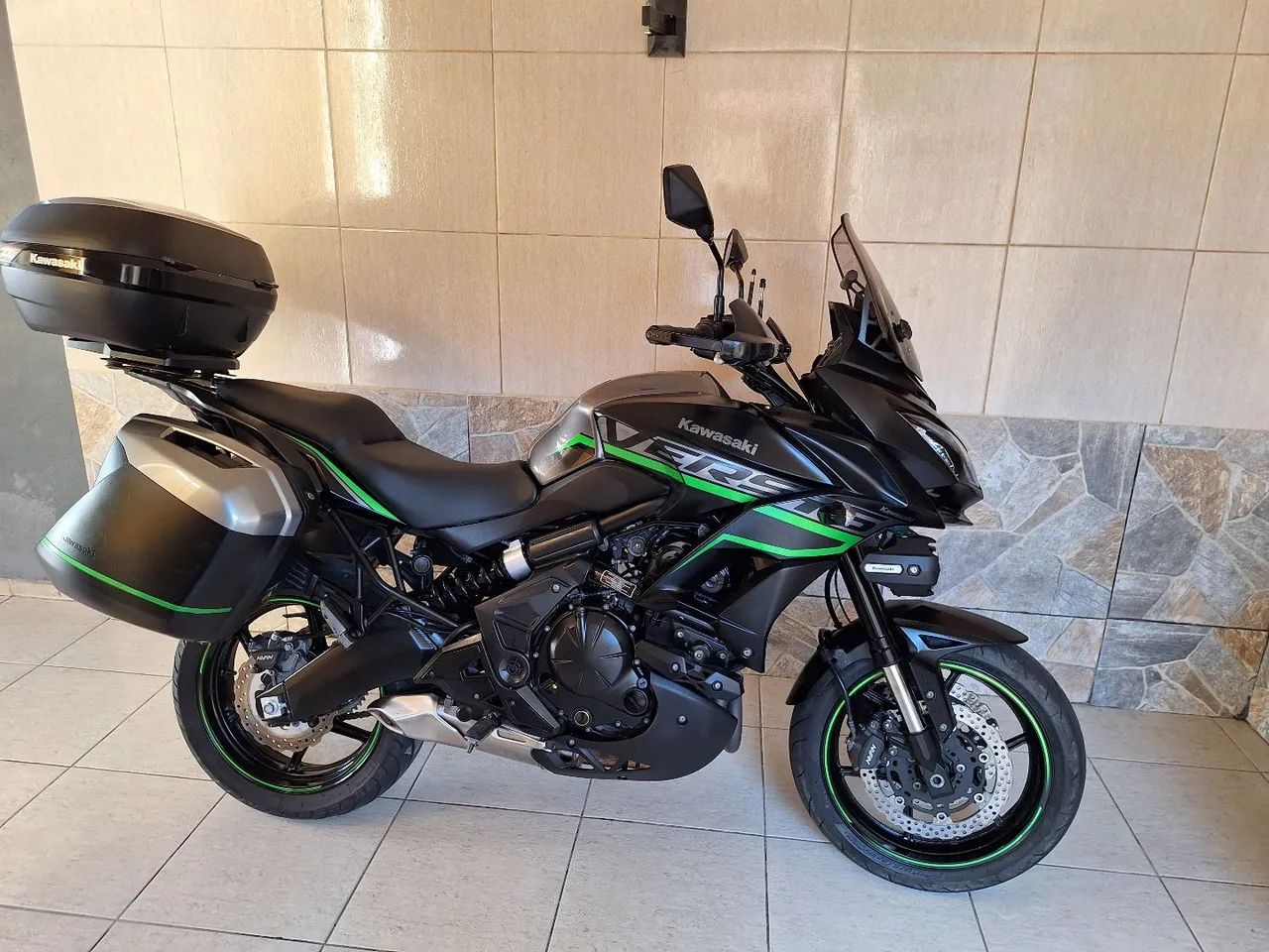 Motos KAWASAKI VERSYS no Brasil