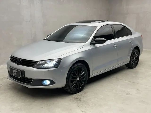 VOLKSWAGEN JETTA 2012 Usados e Novos