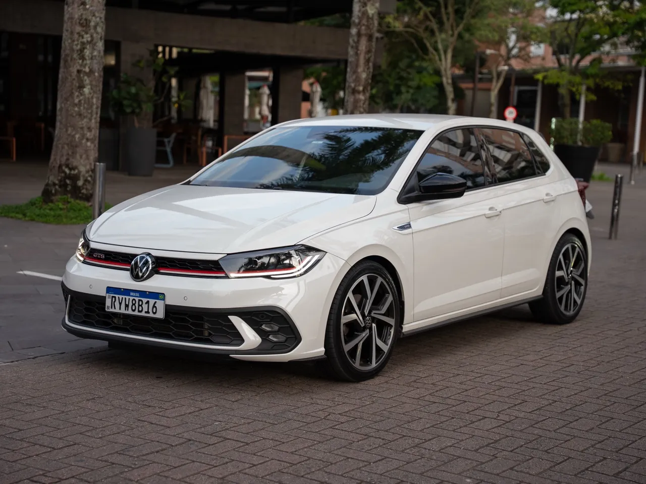 VOLKSWAGEN POLO GTS 1.4 TSI 16V FLEX Usados e Novos
