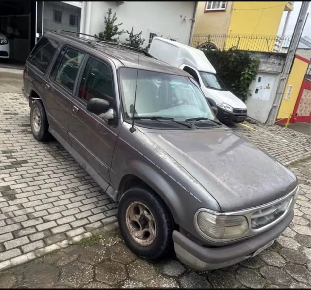 FORD EXPLORER Usados e Novos