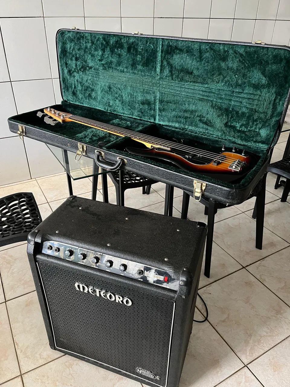 Baixo+Amplificador Meteoro - Instrumentos musicais - Jardim Ipanema ...