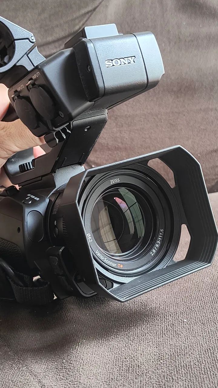 Filmadora Sony HXR-NX80 4K - Câmeras e Filmadoras - Centro, Rio de ...