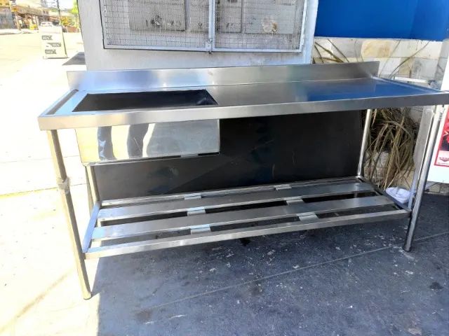 Pia de aço Inox - Bojo lado direito - paneleiro gradeado - Bancada ...