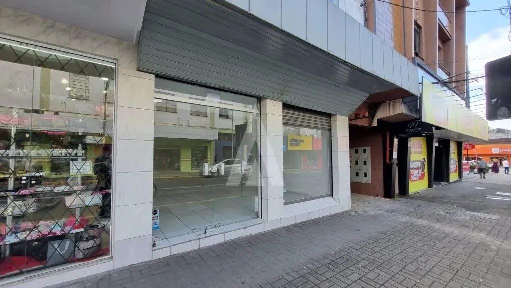 Loja no centro de Joinville, na Rua Dr. João Colin, com 125,19m², tendo ...