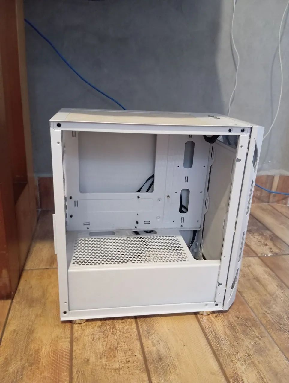 gabinete branco mid tower - Peças de Hardware - Novo Campinho, Pedro ...