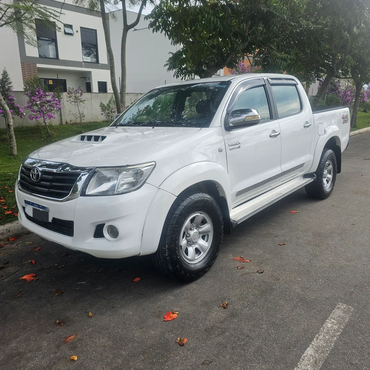 TOYOTA HILUX 2012 Usados e Novos