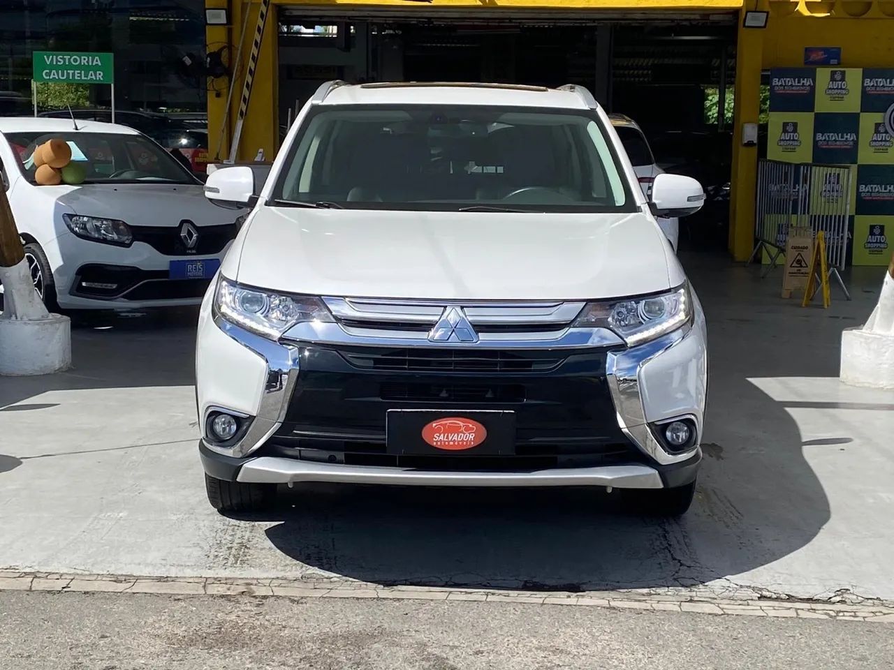 MITSUBISHI OUTLANDER 2018 Usados e Novos