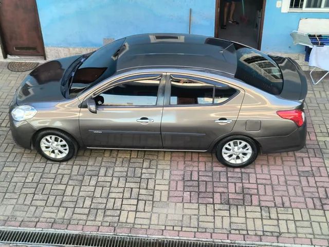 NISSAN VERSA 2013 Usados e Novos