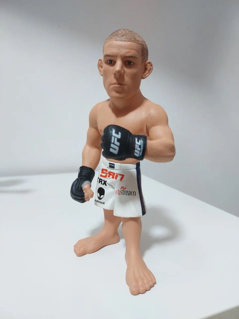 RARIDADE: Kit 2 Bonecos UFC Round 5 - Joe Lauzon + Ryan Bader (Série 14 ...