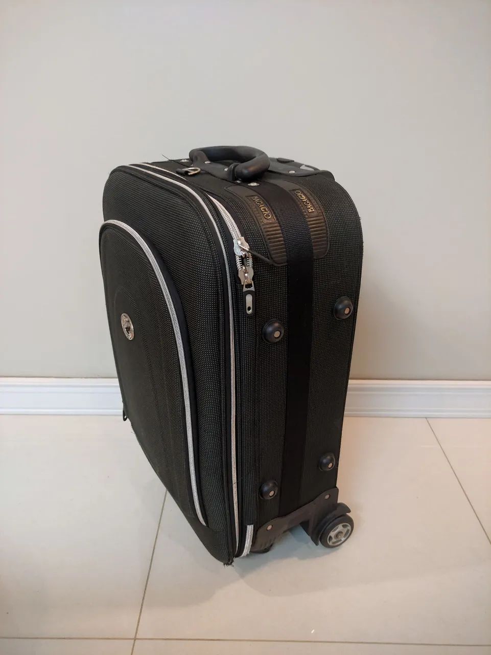 Mala de Viagem Bagaggio - Verde Musgo - Ótimo Estado - Bolsas, malas e ...