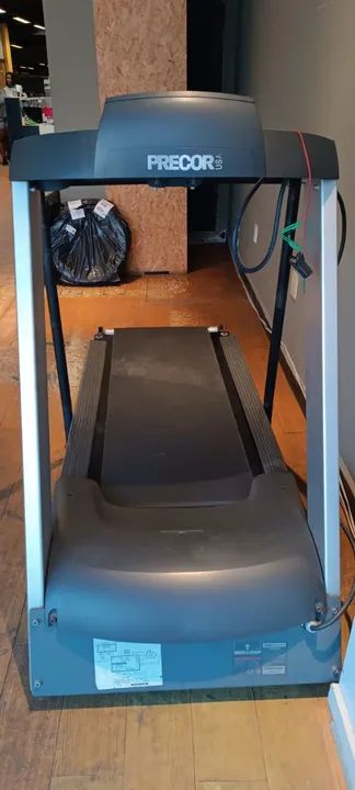 Esteira Precor c934i Lona e Deck novos - Academia e Exercícios - Vila ...