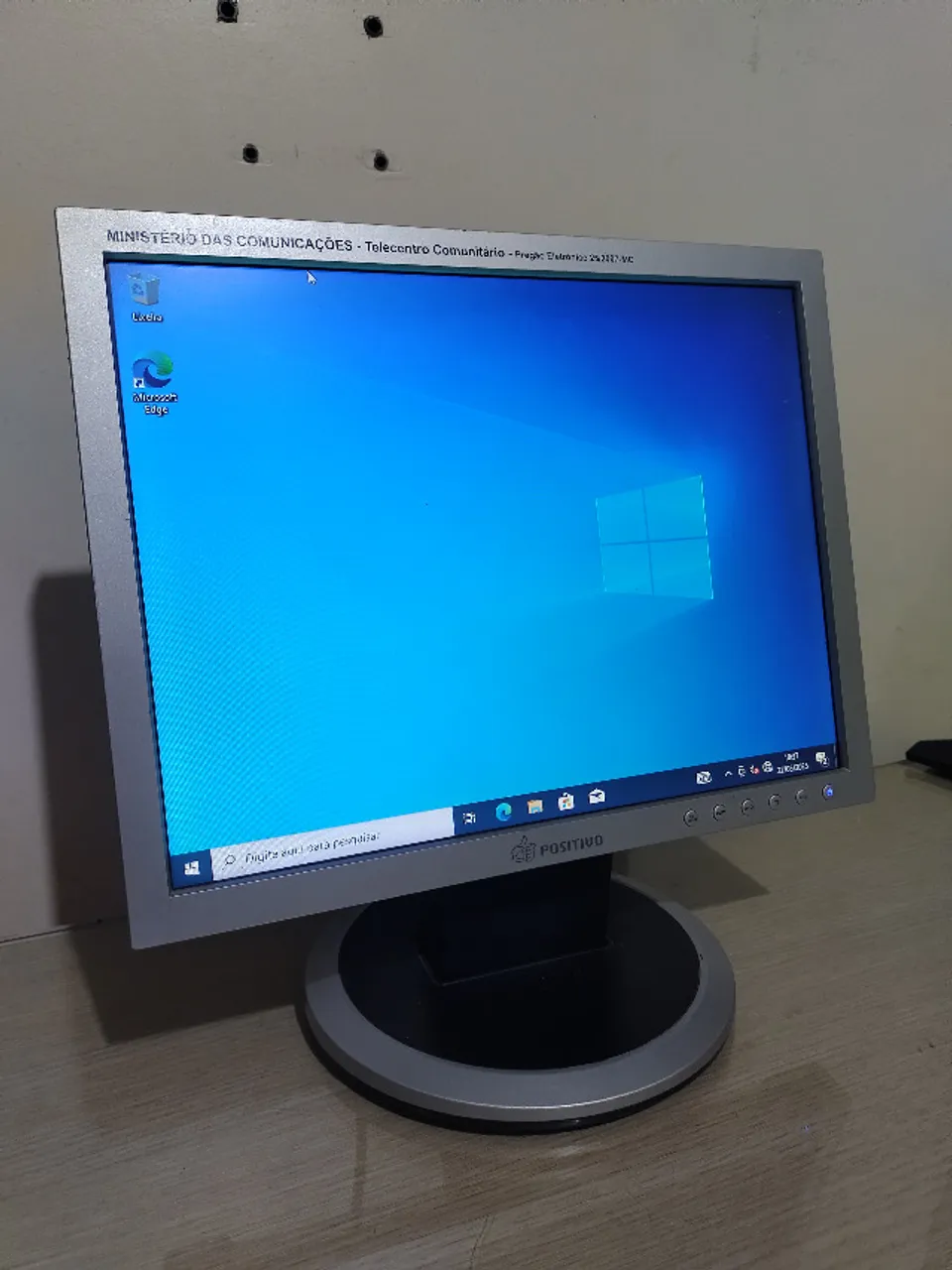 "monitor de 15 polegadas" no Brasil