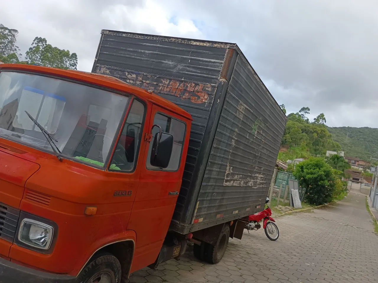 "mercedes mb 608" - Caminhões no Brasil