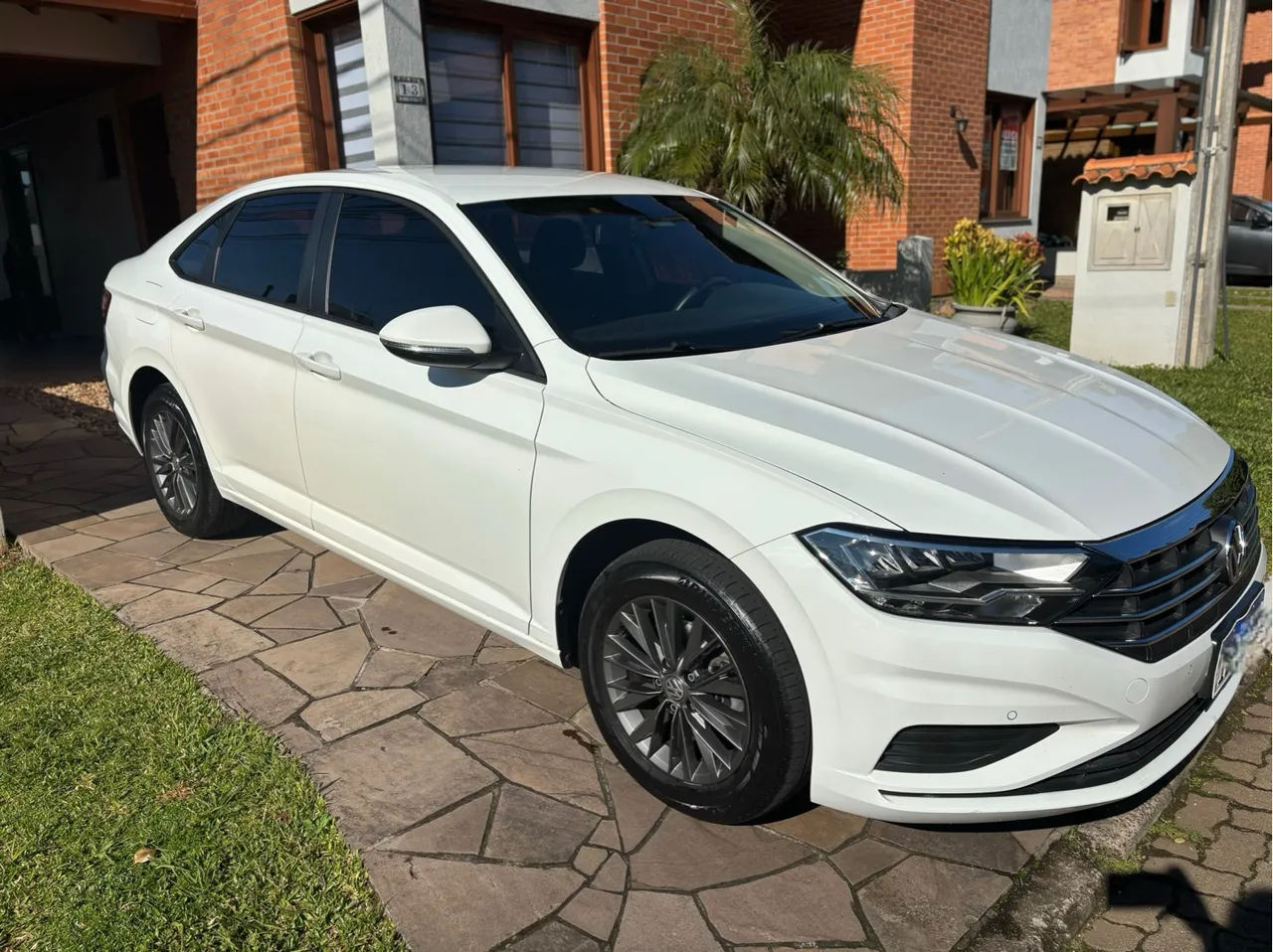 VOLKSWAGEN JETTA 250 TSI 1.4 FLEX 16V AUT. Usados e Novos
