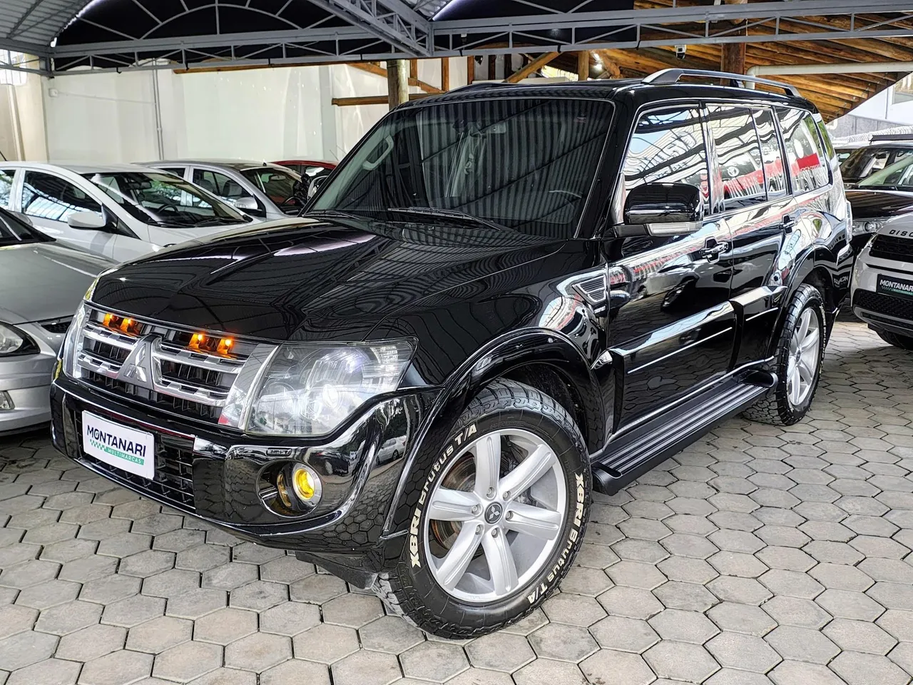 MITSUBISHI PAJERO HPE FULL 3.2 4X4 T.I.DIES. 5P AUT Usados e Novos em SC