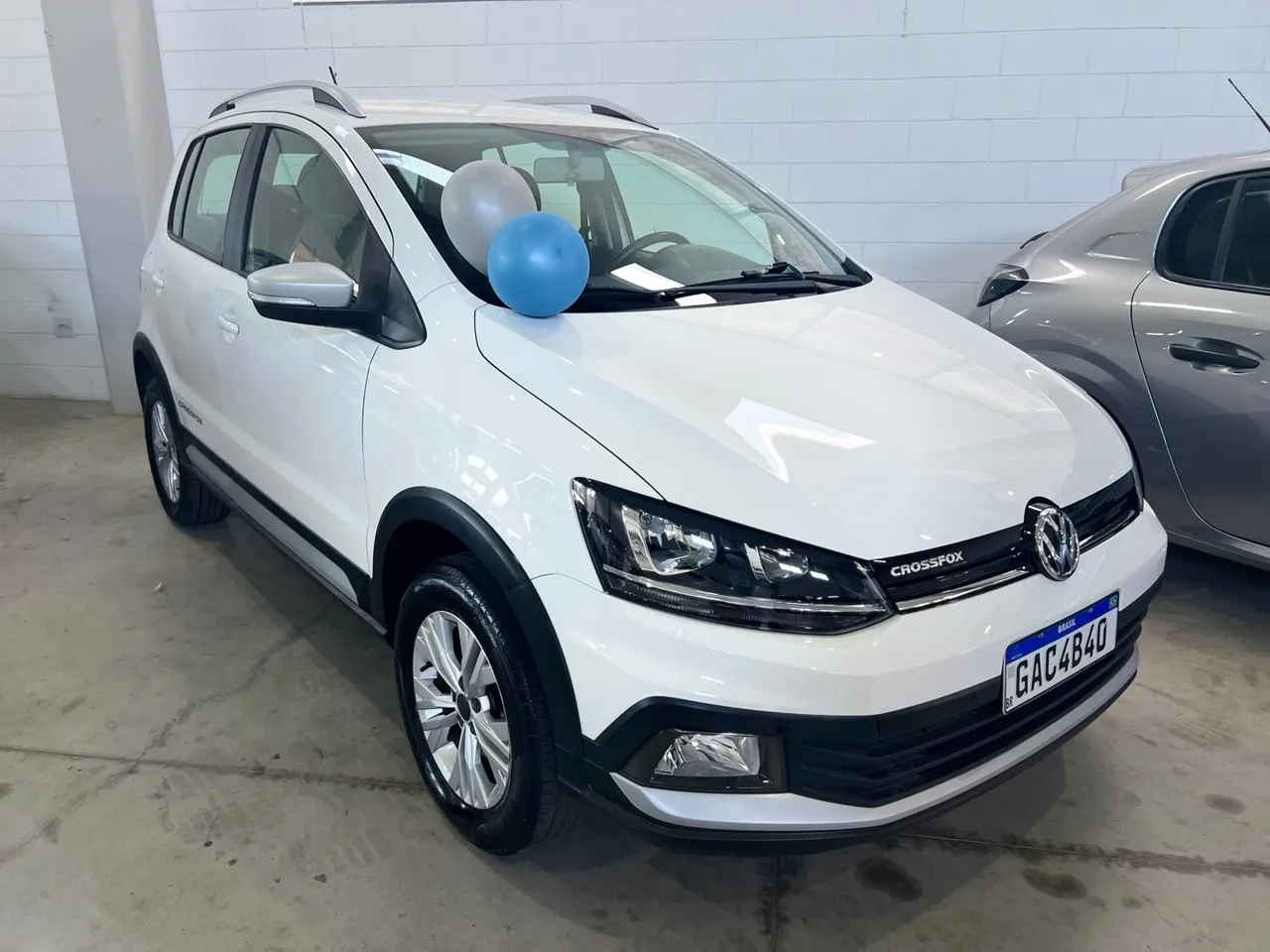 VOLKSWAGEN CROSSFOX 2017 Usados e Novos