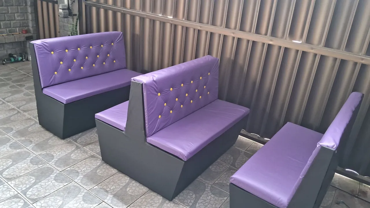"sofa booth" - Sofás e Poltronas no Brasil