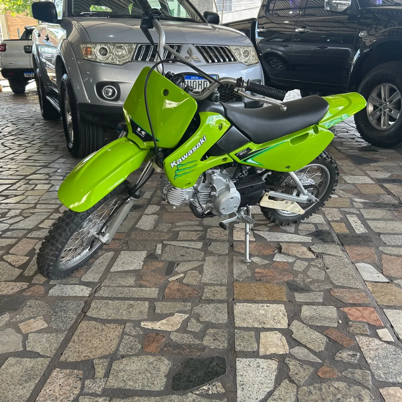 Motos KAWASAKI KLX no Brasil