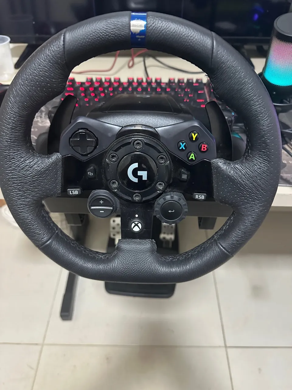 "volantes logitech" no Brasil