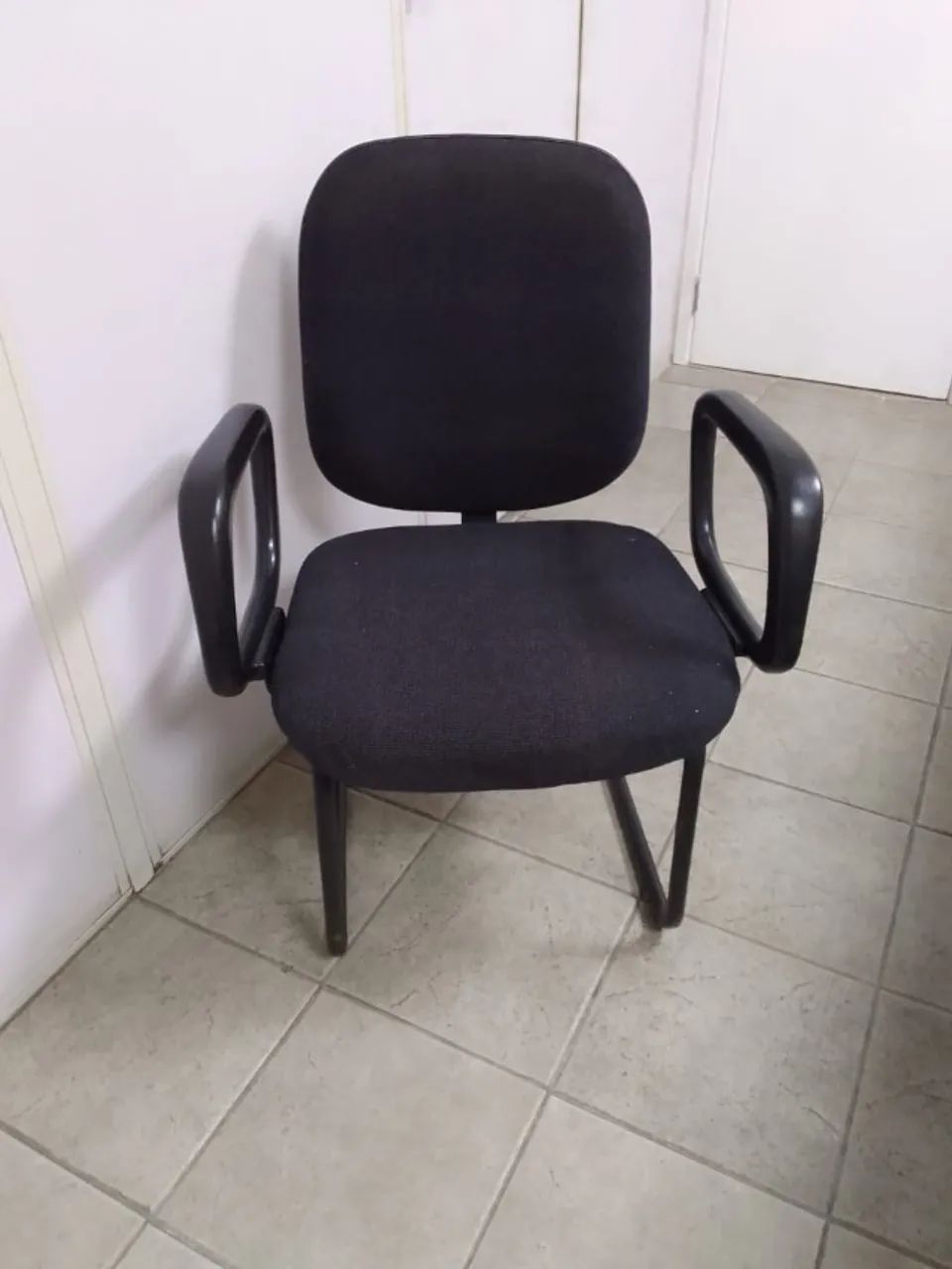 Cadeira escritório sem rodinhas. - Cadeiras de Escritório e Gamer ...