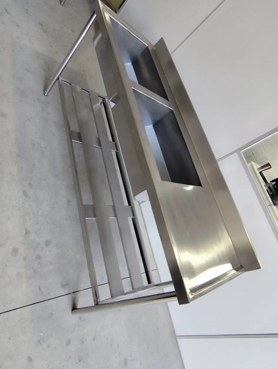 Pia de Inox Premium 1,80m com Bojo Duplo e Prateleira Gradeada - Cubas ...