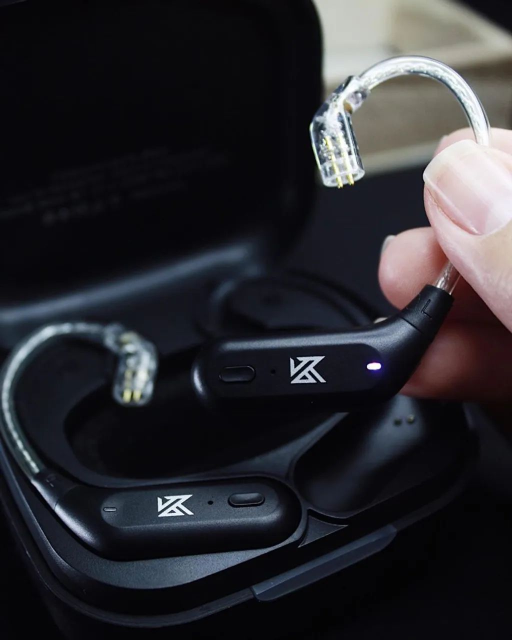 Adaptador Bluetooth AZ09 + Fone KZ ZSN Pro + Cabo KZ ZSN Pro cbom Microfone (Novo) - Fones de ...