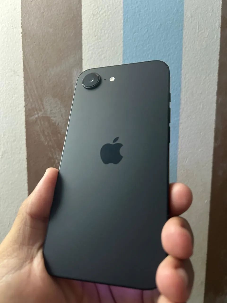 iPhone 16e 8GB de RAM Apple Intteligence com garantia Apple - Celulares ...