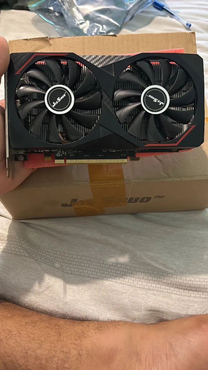 Placa de Vídeo AMD RX 6600m. Obs: versão ?M? que custa normalmente mil ...
