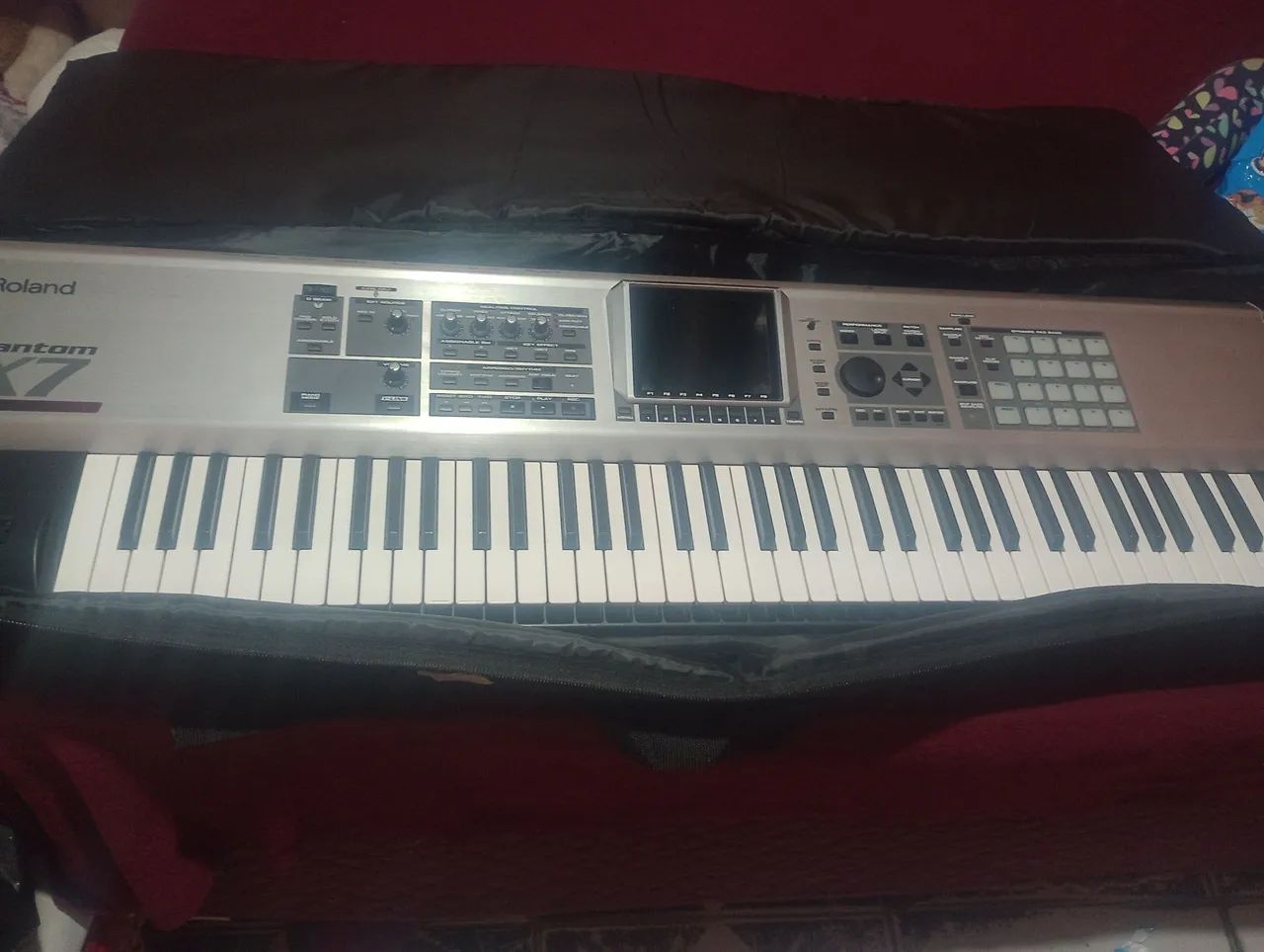 Teclado Roland Fantom X7 - Instrumentos musicais - Parque Santa Cecília ...