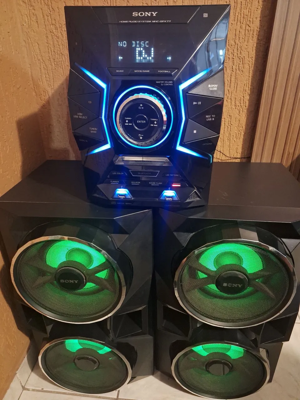 "minisystem" no Brasil