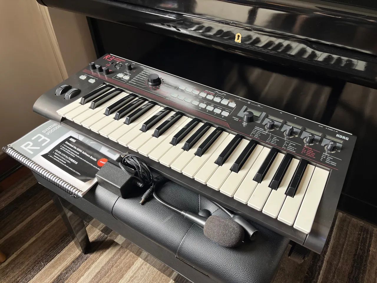 Teclado Korg R3 Sintetizador Vocoder - Instrumentos musicais - Santo ...