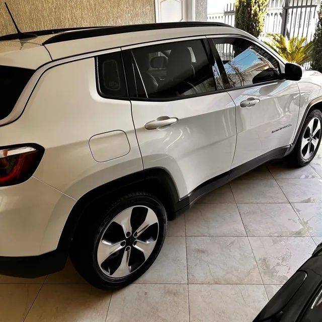 Carros SUVs Usados e Novos à venda no DF