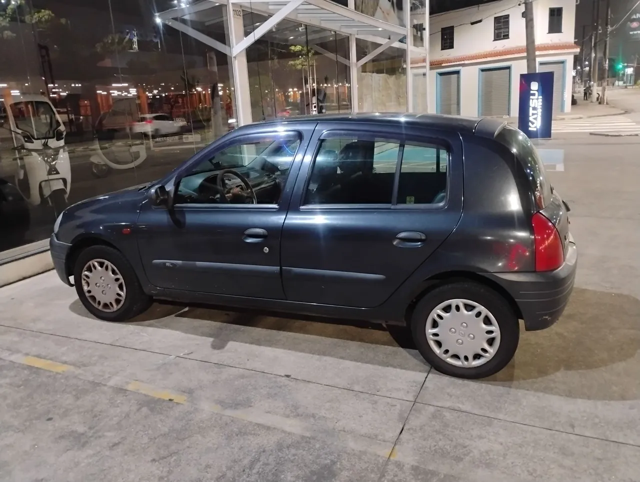 RENAULT CLIO 2002 Usados e Novos