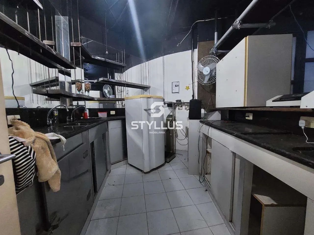 São Cristóvão | Prédio Comercial - Comércio e indústria - São Cristóvão ...