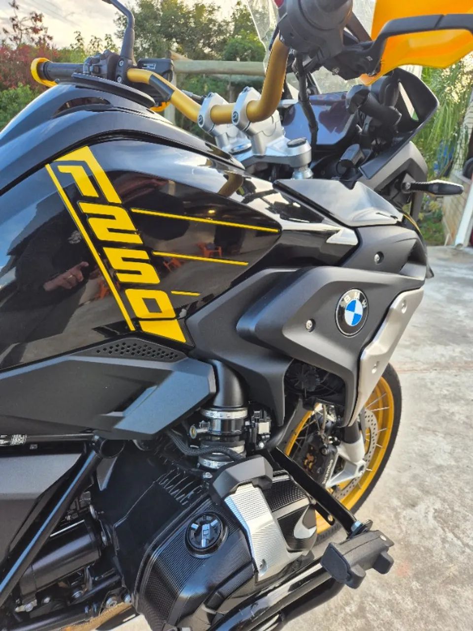 BMW 1250 GS PEMIUM 40 ANO 2022 - 1411434130 | OLX