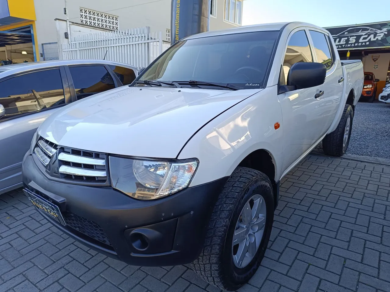 Mitsubishi L200 2016 Usados e Novos