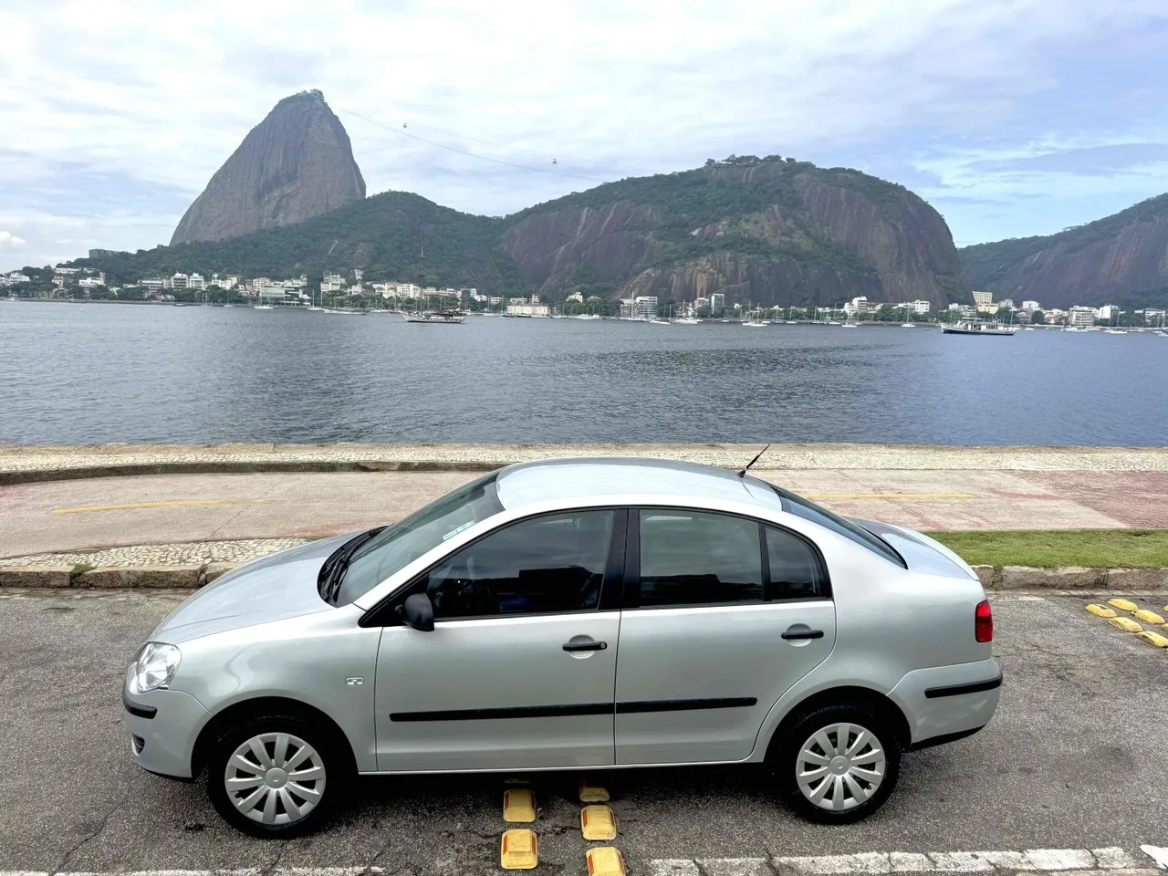 VOLKSWAGEN POLO 2010 Usados e Novos