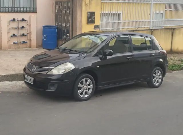 NISSAN TIIDA 2008 Usados e Novos