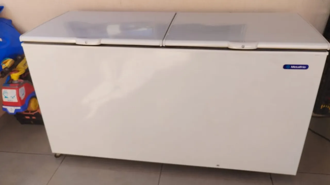 "freezer metalfrio" - Geladeiras e Freezers no Brasil