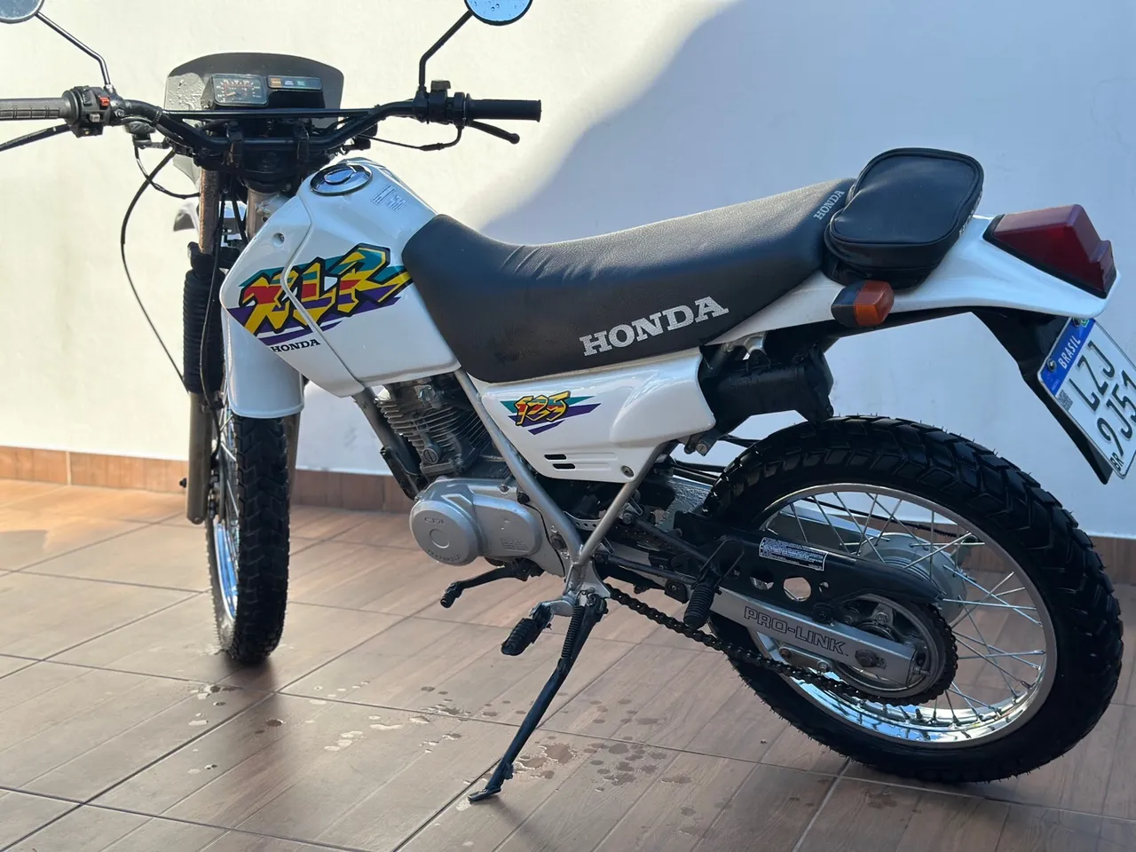 Motos HONDA XLR no Brasil