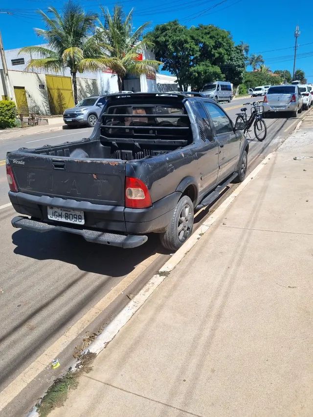 FIAT STRADA 2003 Usados e Novos