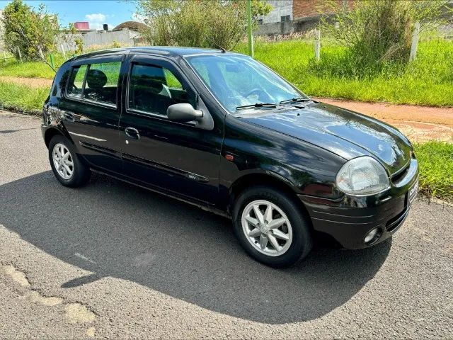 RENAULT CLIO 2003 Usados e Novos