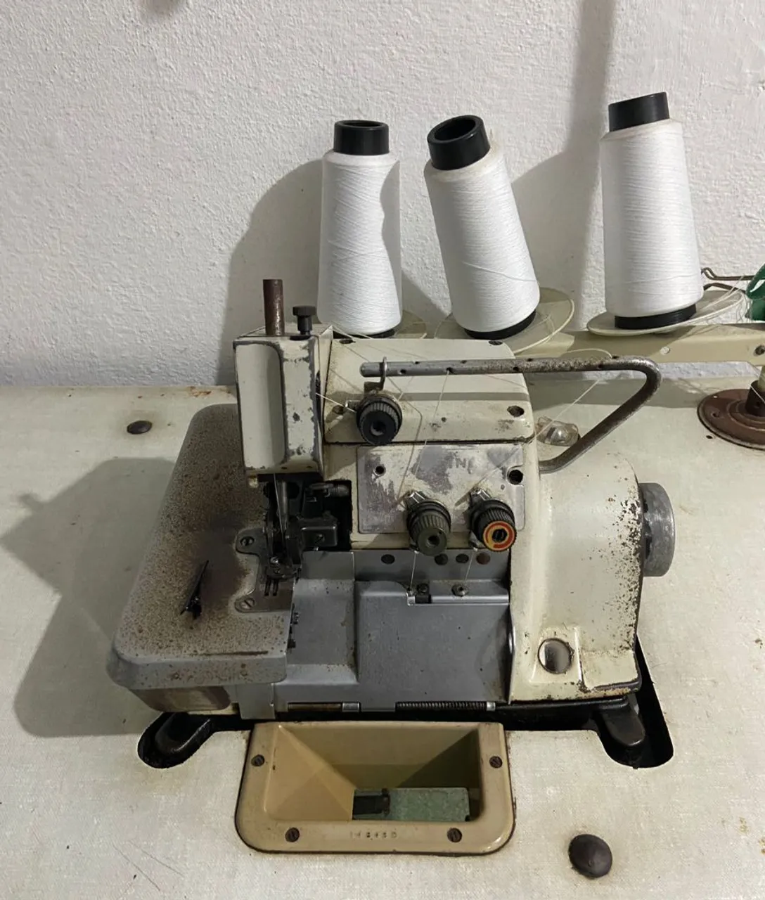 "maquinas de overlock" no Brasil