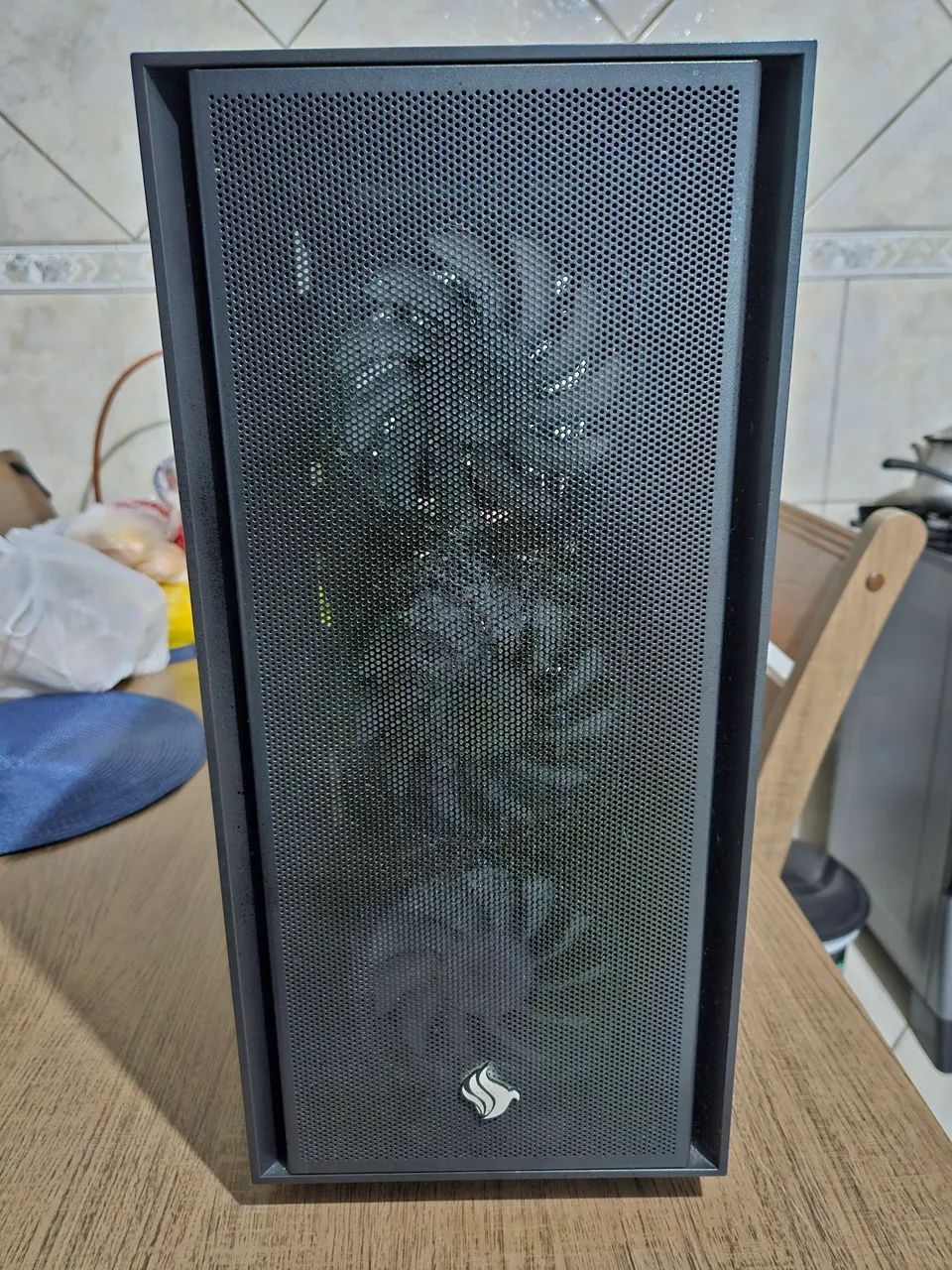 Gabinete pichau kazan 2 - Peças de Hardware - Monte Castelo, Tubarão ...