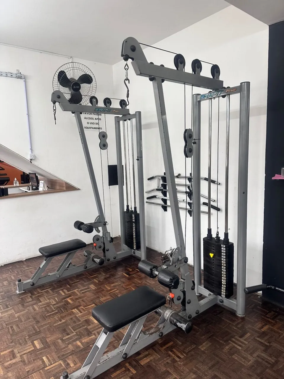 "equipamentos de academia" - Academia e Exercícios no Brasil